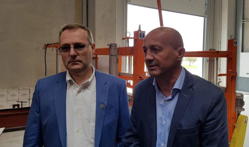 De la fabrică de șpalieri pentru agricultură, la livadă de meri - Agroteca